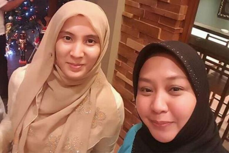 Uproar over photo of Anwar's daughter Nurul Izzah with daughter of ...
