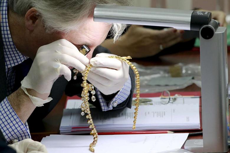 Rare, 25-carat pink diamond found among Imelda Marcos collection | The ...