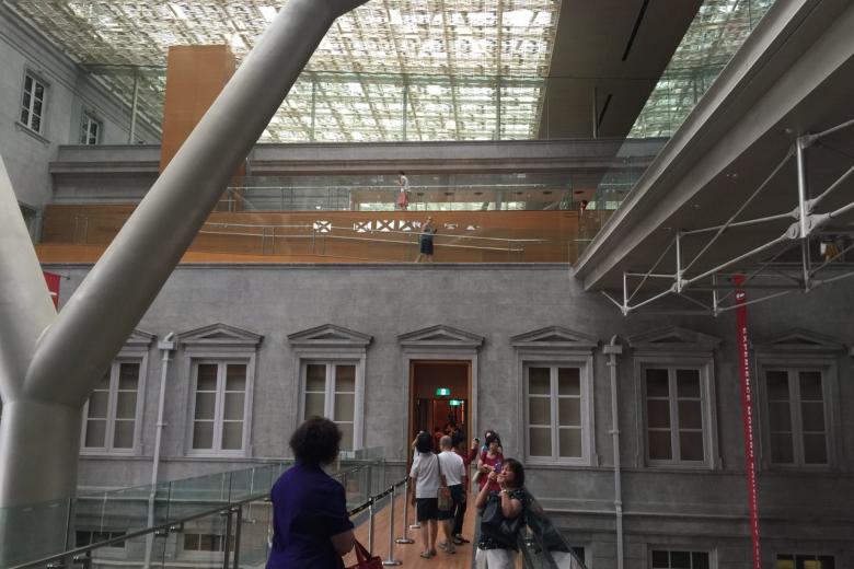 Eager early bird visitors check out National Gallery Singapore on first ...