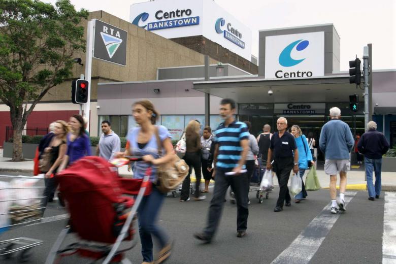 Australian consumer sentiment dips amid uncertain economic outlook ...