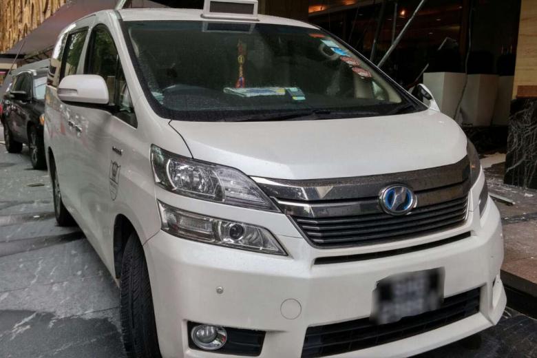 At least two taken to hospital after Hilton hotel driveway ceiling ...