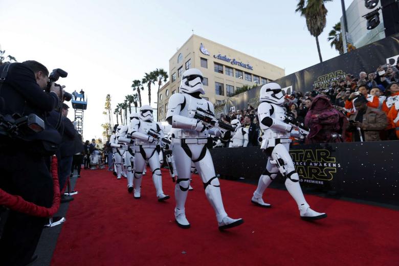 In Pictures: Red carpet action at the premiere of Star Wars: The Force ...