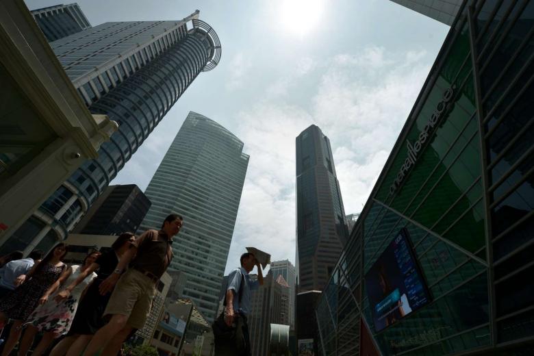 Expats in Asia-Pacific, including Singapore, highest paid in the world ...