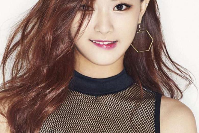 Hackers attack agency of 'flag row' Taiwan K-pop star Chou Tzu-yu | The ...