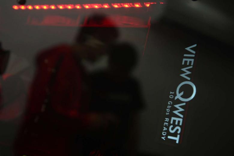 ViewQwest's 10Gbps fibre plan to cost $218 per month | The Straits Times