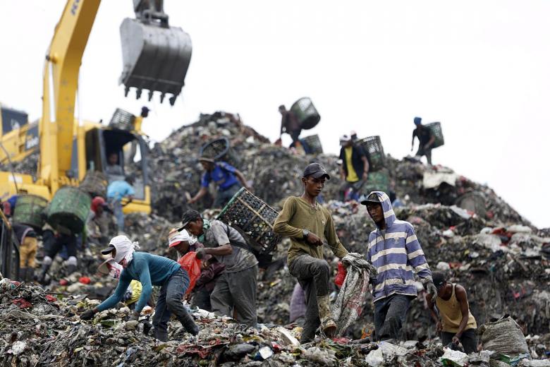 Green entrepreneurs tackle Indonesia's growing trash mountains | The ...