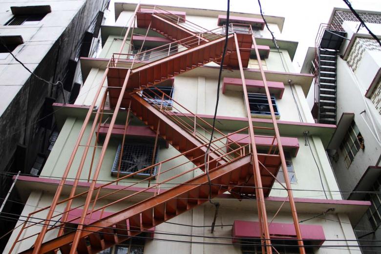 Fire kills 3 in Bangladesh textile factory | The Straits Times