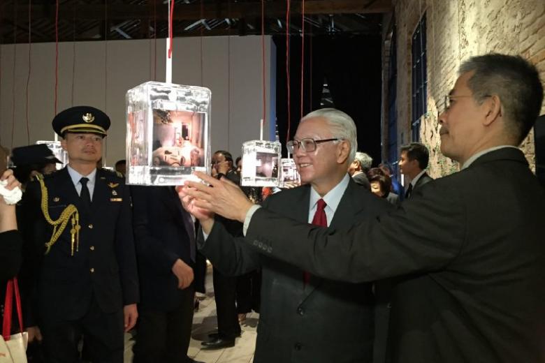 President Tony Tan opens Singapore Pavilion at Architecture Biennale in ...