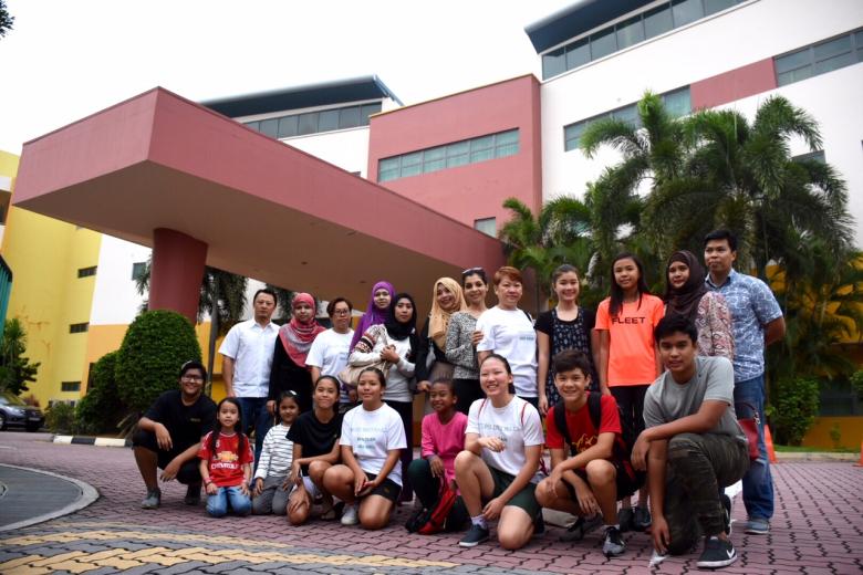 School, families mark year after quake deaths with memorial at Tanjong ...