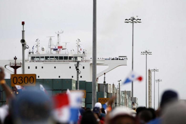 Chinese freighter begins first voyage through expanded Panama Canal ...
