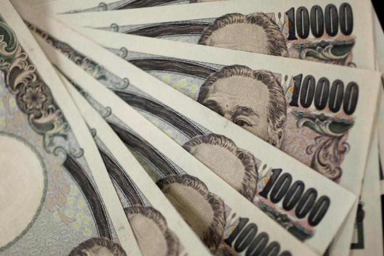 Yen's stunning 17% surge in 2016 threatens to wipe out 3 years of ...