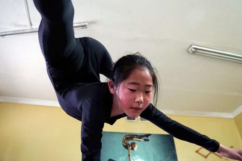 Mongolian child contortionists stretch for international success | The ...