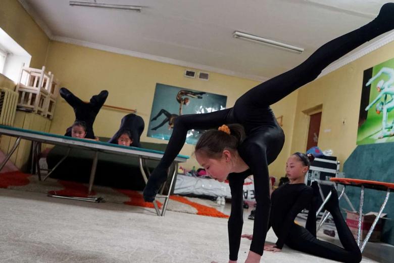 Mongolian child contortionists stretch for international success | The ...