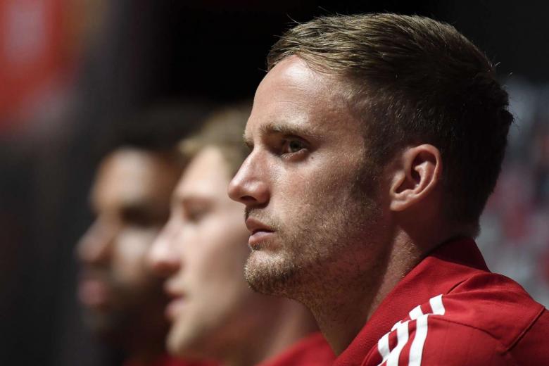 Football: Leicester's Andy King signs new contract | The Straits Times