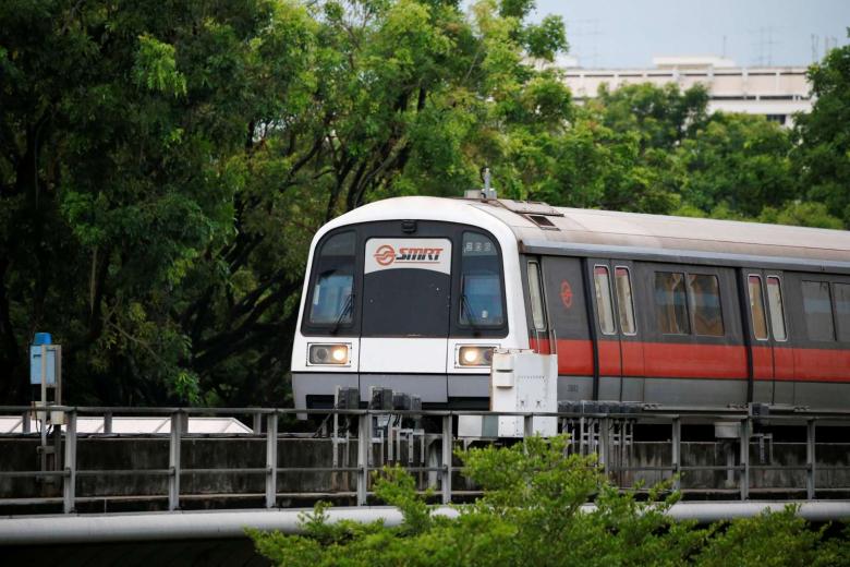 SMRT reports 23% drop in profit on maintenance costs | The Straits Times