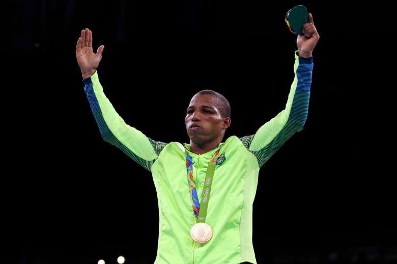 Olympics: Former street hawker wins first Brazil boxing gold | The ...