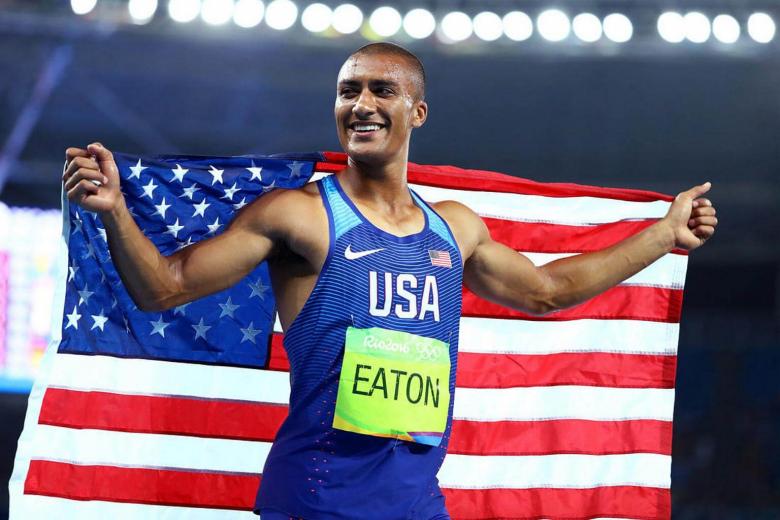 Olympics: American Ashton Eaton retains decathlon crown after equalling ...