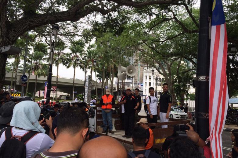 Malaysians urge 1MDB arrests at Kuala Lumpur protest rally | The ...