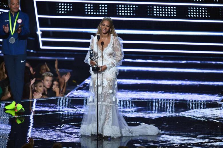 In Pictures: 2016 MTV Video Music Awards | The Straits Times