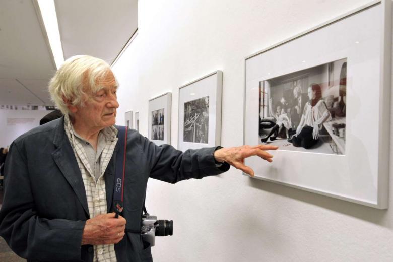 Famed French photographer Marc Riboud dies aged 93 | The Straits Times