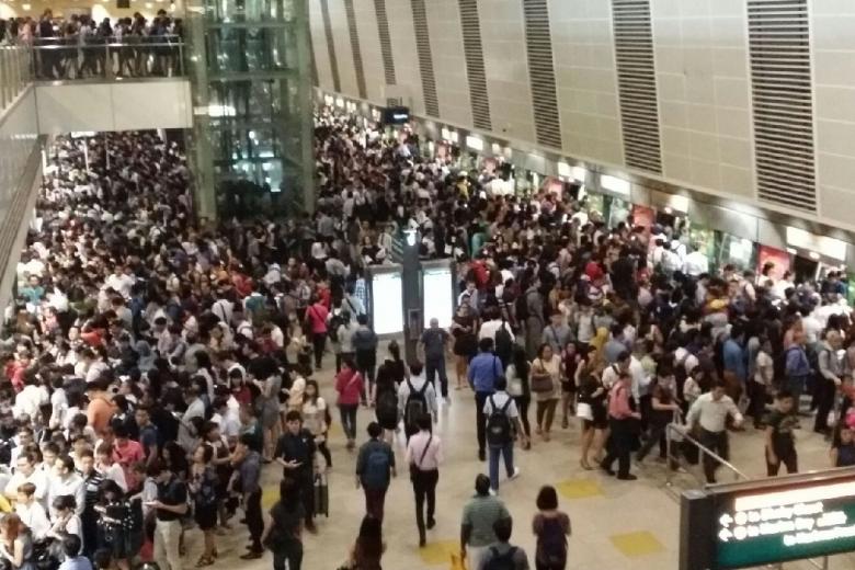 Track fault causes delays on Circle Line for more than 3 hours on ...
