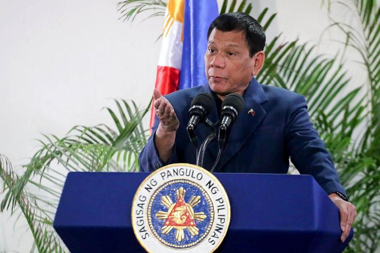 Philippine President Duterte says he would invite police officer who ...