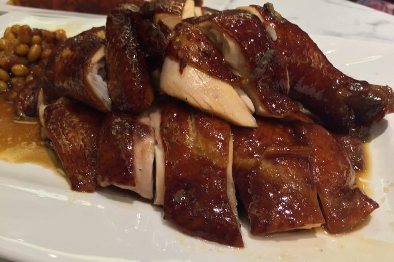 Hawker Chan restaurant, by one-Michelin starred Liao Fan Soya Sauce ...