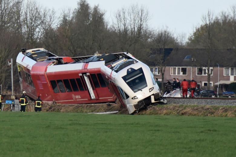 Several seriously hurt in Dutch train crash with milk truck | The ...