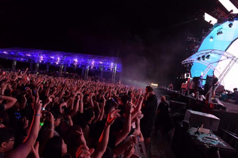 Zoukout takes over Sentosa's Siloso Beach for dusk to dawn dance party ...