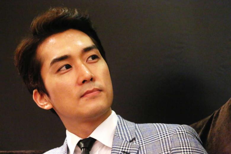 Acting with his idol Lee Young Ae made K-drama star Song Seung Heon ...