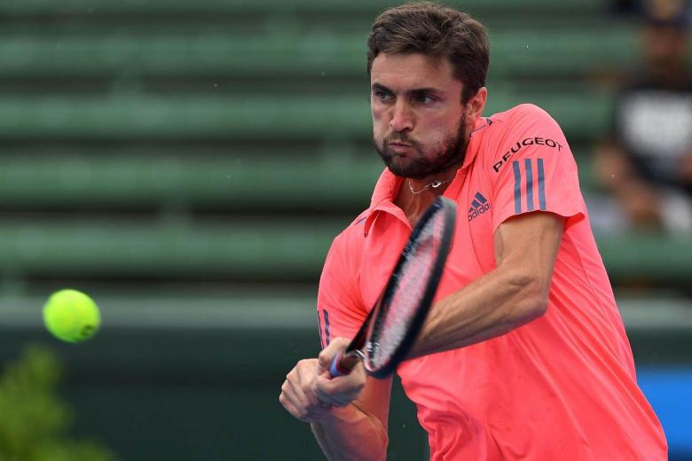 Tennis: Simon beats drizzle to claim Kooyong Classic third place | The ...