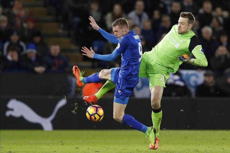 Football: Vardy lifts Leicester to post-Ranieri win | The Straits Times