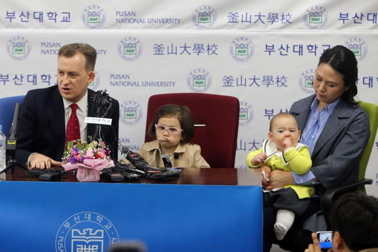Professor in viral BBC interview says he's happy his family blooper ...
