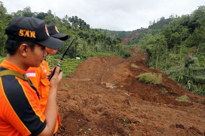Indonesian rescuers fear nearly 30 people buried in Java landslide ...