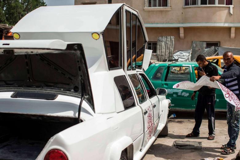 In Pictures: Gazans build limousine from five different cars | The ...