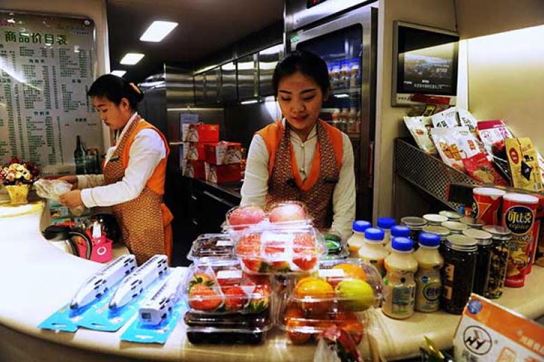 More meal options on China's high speed rail trains soon | The Straits ...