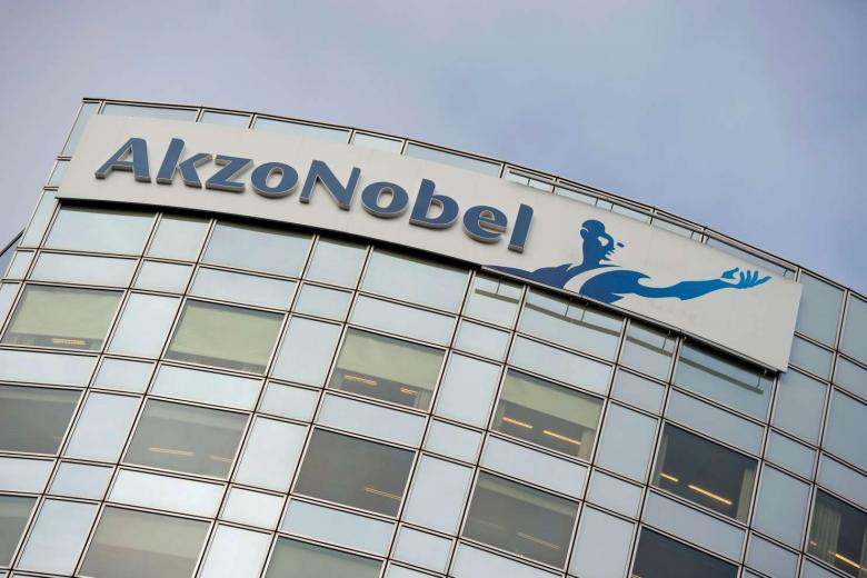 Elliot goes to Dutch court in bid to oust Akzo Nobel chairman | The ...
