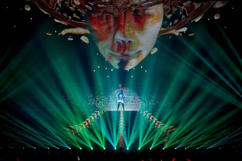 A-mei turns back the clock in a concert celebrating her two decades as ...