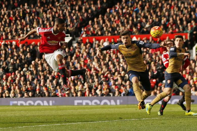 Football: Premier League clubs may play Saturday evening games from ...