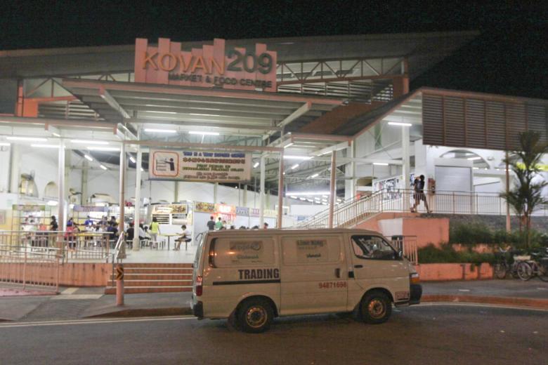 Fire breaks out at Kovan Market and Food Centre, no one injured | The ...