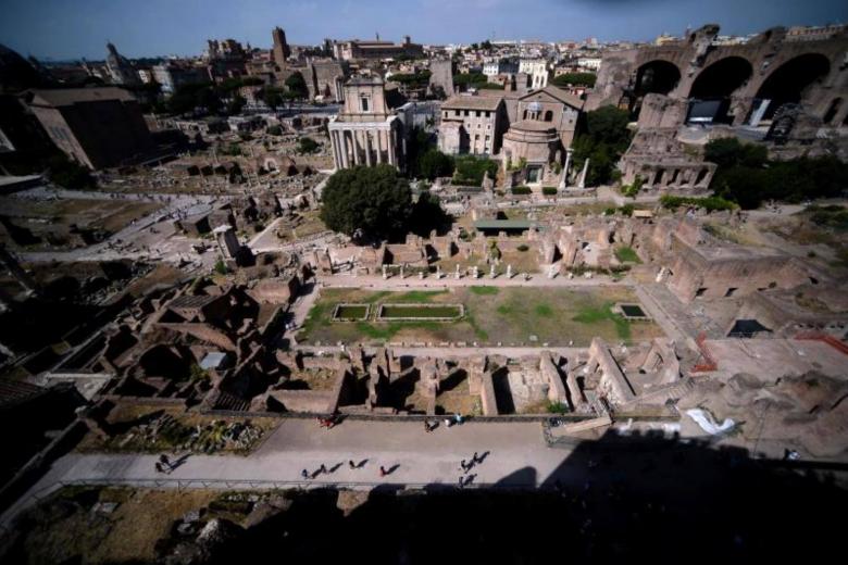'Trump should see this': Rome risks water rationing as drought-hit lake ...