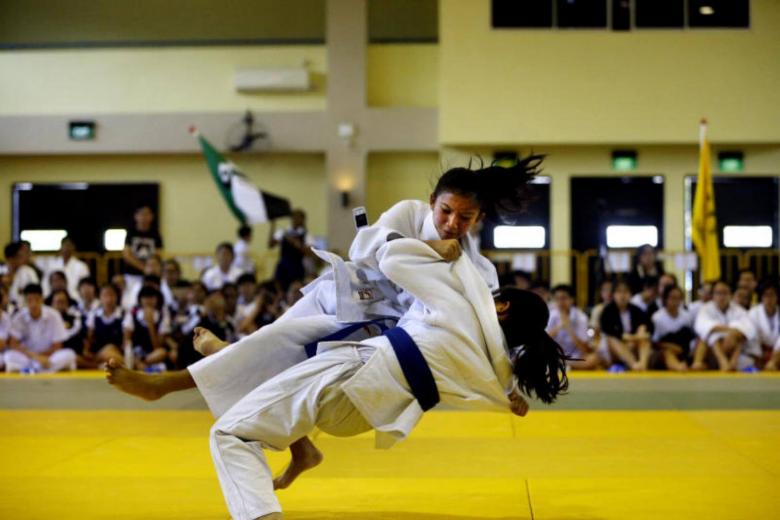 School Sports: Nanyang Girls' High School, Hwa Chong Institution claim ...