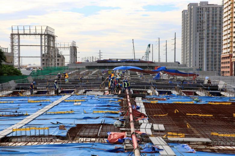 Chinese builders scramble for construction projects in Philippines ...