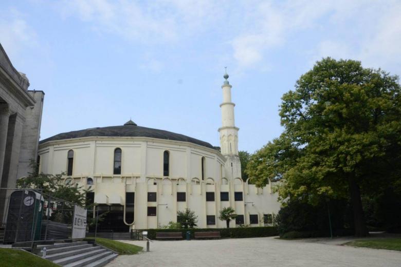 Belgium withdraws residence permit of extremist Saudi imam | The ...
