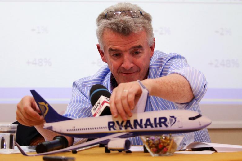 Ryanair CEO promises pilots significant improvements in pay, conditions ...