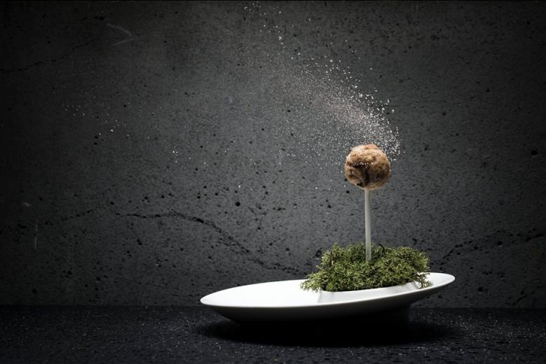 SAF combat rations turned into fine dining in innovative photo set ...