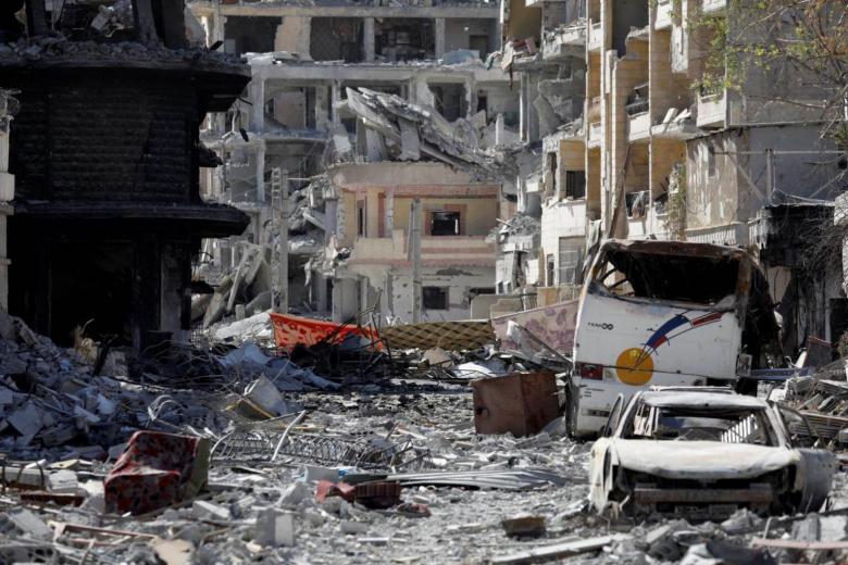 Russia likens US coalition bombing of Raqqa to WWII Dresden | The ...