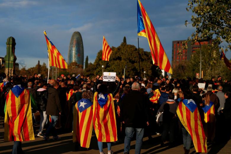 Protesters flood Barcelona demanding release of separatist leaders ...