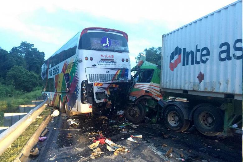 Perak bus crash: Driver charged with reckless driving | The Straits Times