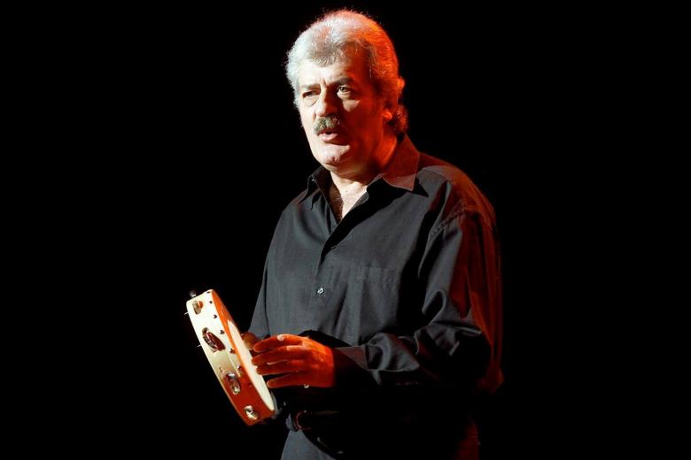 Moody Blues' founding member Ray Thomas dies at 76 | The Straits Times